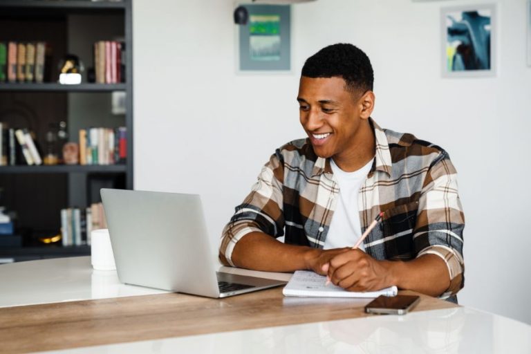 How to Write an Email for a Job Application | FundiConnect