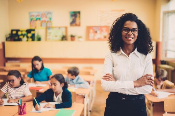 Bursaries Open for Applications in SA 2025: FundiConnect